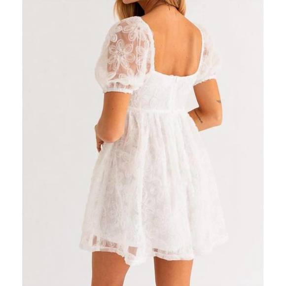 Le Lis | Dresses | New Le Lis Short Sleeve Mini Dress In White | Poshmark